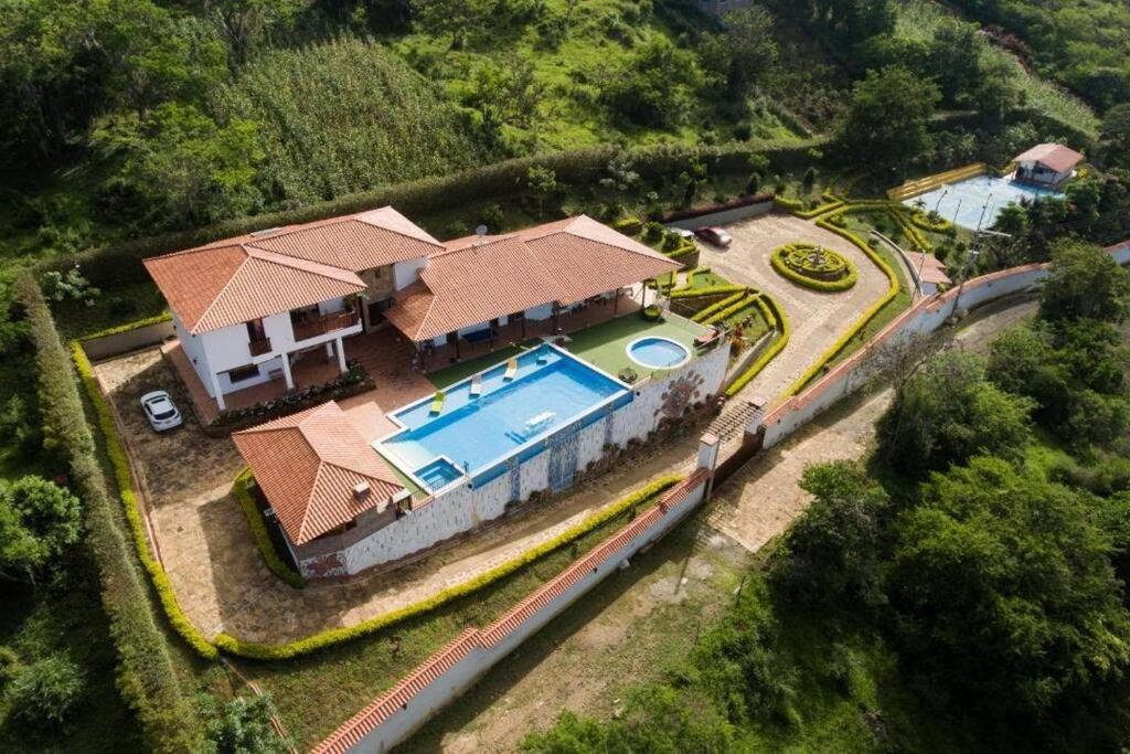 Villa Salomé la mejor vista y clima de la región,圣希尔（2025年最新房价）