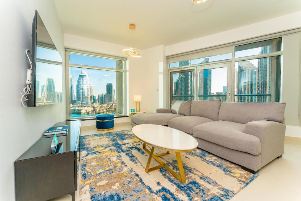 FAM Living - Loft Tower - Burj Khalifa and Fountain View迪拜（2024最新房价）