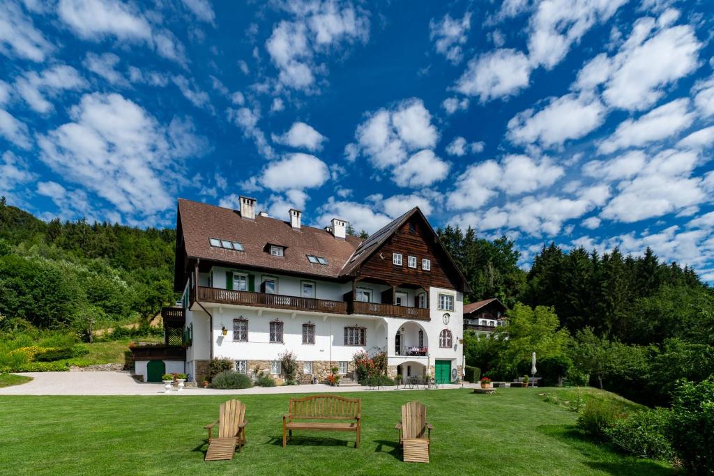 Villa Weiss预订_Villa Weiss优惠价格_Booking.com缤客