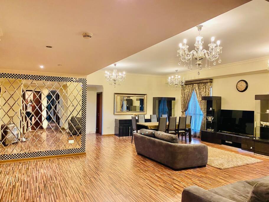 JBR 3 Bedroom Specious Beach Apartment,迪拜（2025年最新房价）