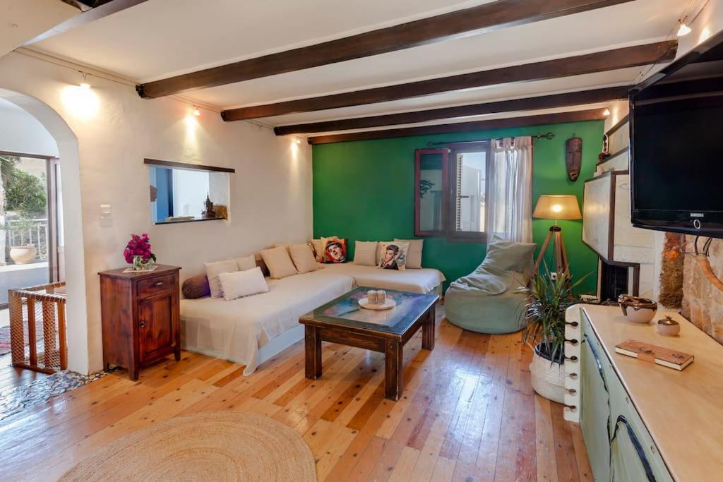 Ioli's Home - Medieval Town罗德镇（2024最新房价）