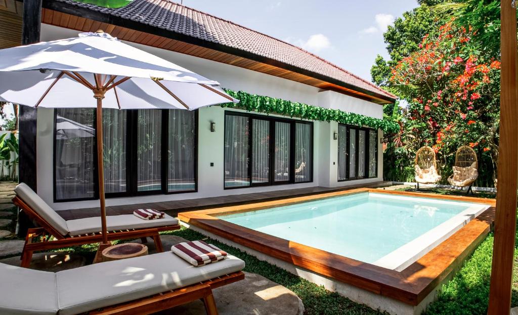 Hutan Villa by EVDEkimi - 2BR Nature lovers stay with Outdoor bath and ...