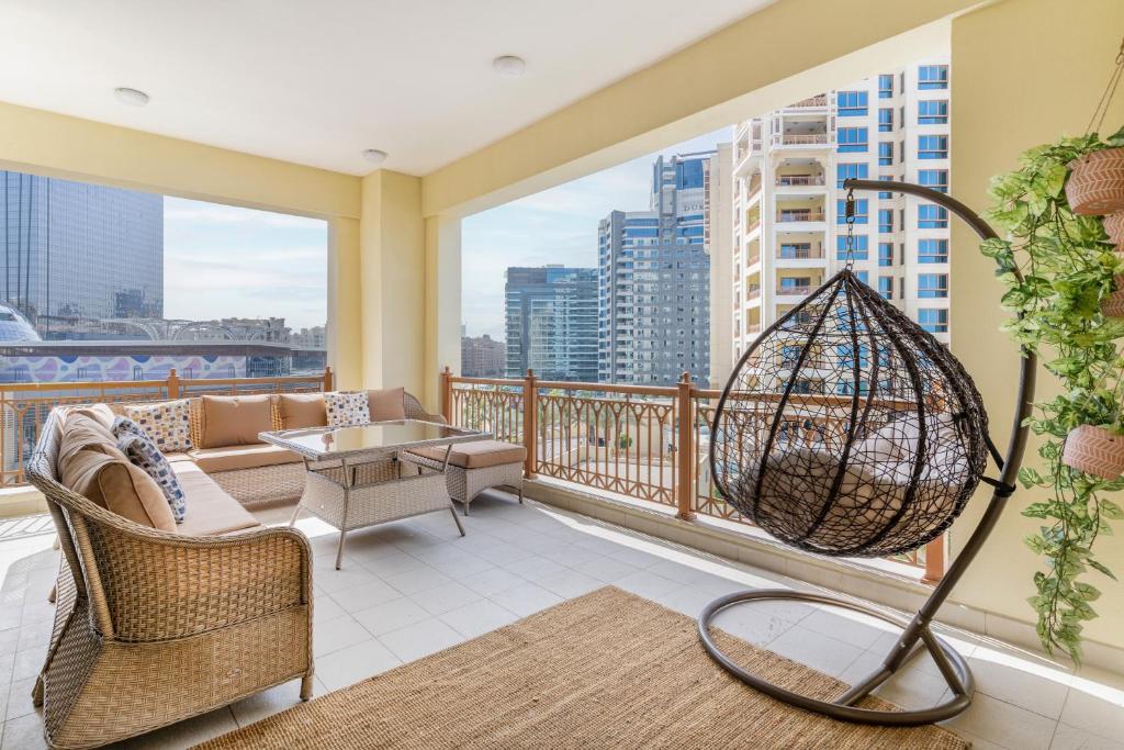 Marina Residences 2BR: Seaside in Palm Jumeirah,迪拜（2025年最新房价）