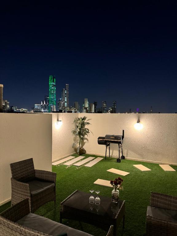 Self Entry Studio with Rooftop with Charming KAFD view利雅德（2024最新房价）