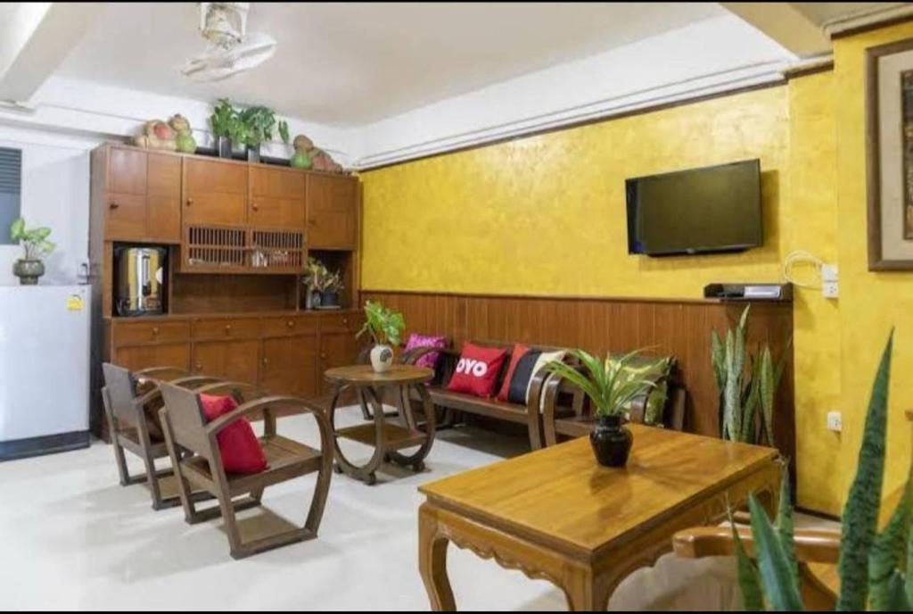 Mona House Phuket,Ban Na Bon（2025年最新房价）