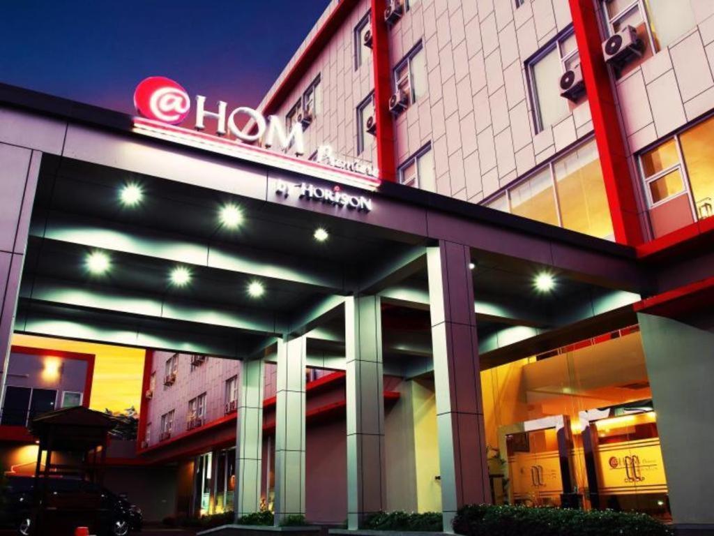 @Hom Premiere Cilacap Hotel芝拉扎（2024最新房价）