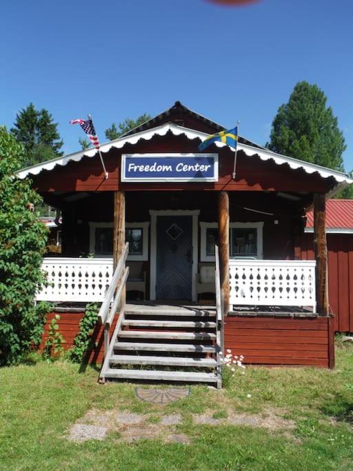 Cozy Cabin at The Freedom CenterFärila（2024最新房价）