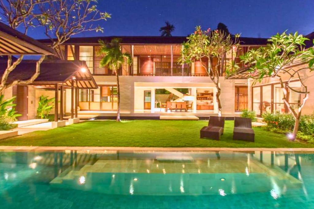 Neada 4 BR Grand Pool Villa JU68,塞米亚克（2025年最新房价）