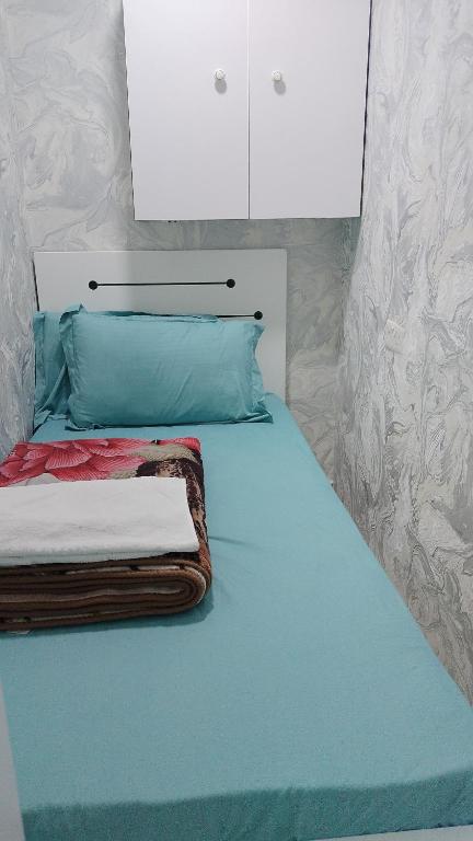 Loft and Full Partition Hostel Room near Deira Fish Roundabout Metro迪拜 ...