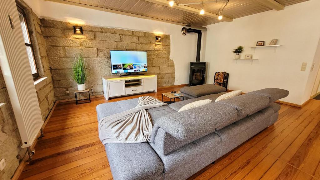 Gemütliches Altbau-Loft mit Kamin und Parkplatz,巴特腓特烈斯哈尔（2026年最新房价）