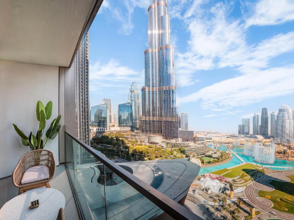 Signature Luxury Stay with Burj Khalifa & Fountain Views,迪拜（2025年最新房价）