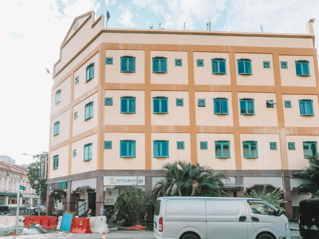 A Hotel Desker, Stay from 10PM to 9AM,新加坡（2025年最新房价）