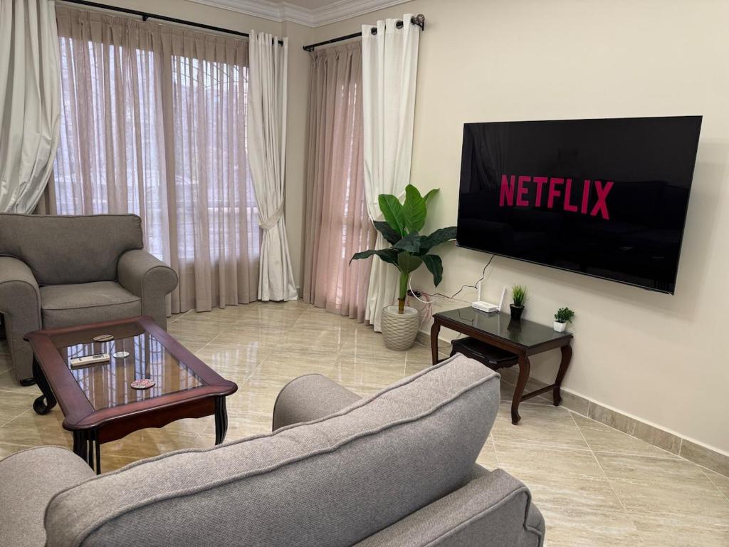 Chic Modern Apartment - New Cairo,New cairo（2025年最新房价）