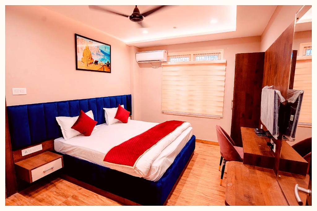 HOTEL SSR - INN Near Shree Kashi Vishwanath Temple - A Top Four Star ...