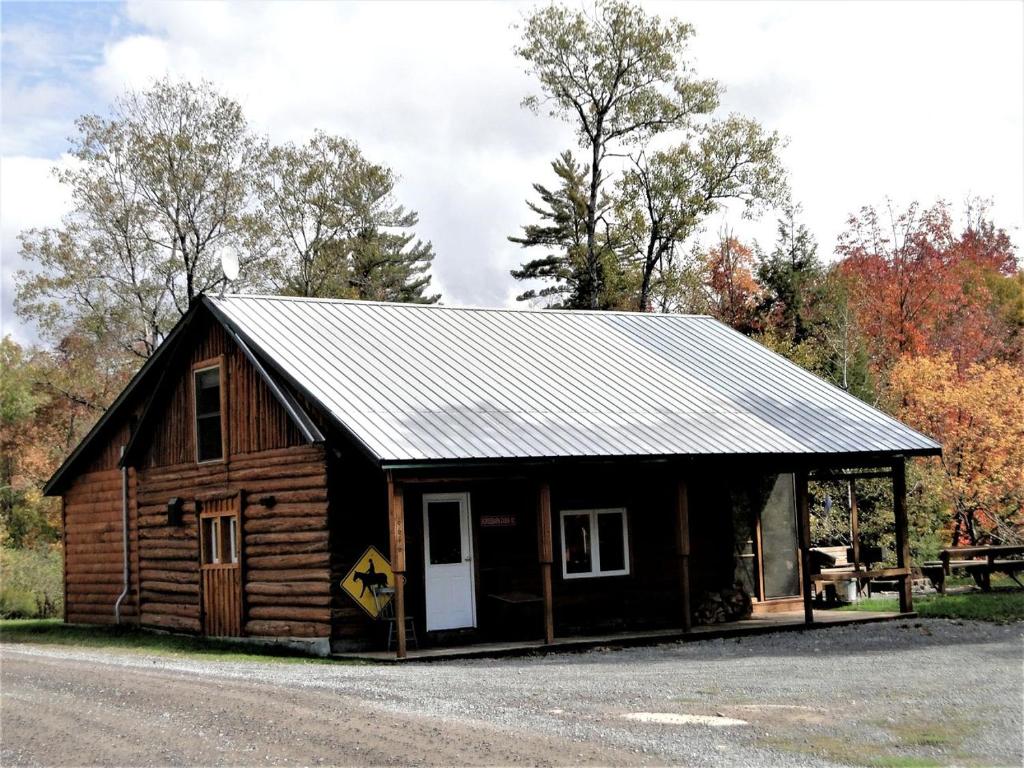 Simple and Spacious Log Cabin Rental on Working Ranch in Adirondacks ...