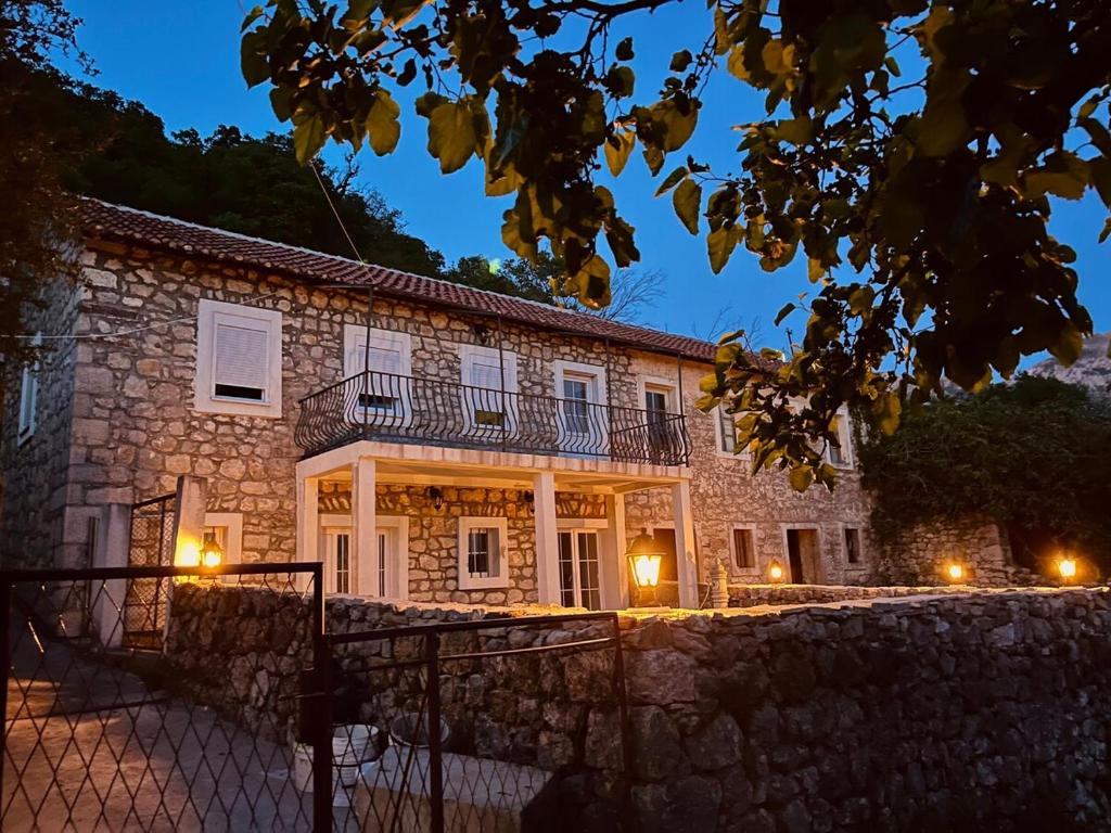 Apartmani Stone oasis,Zupci（2025年最新房价）