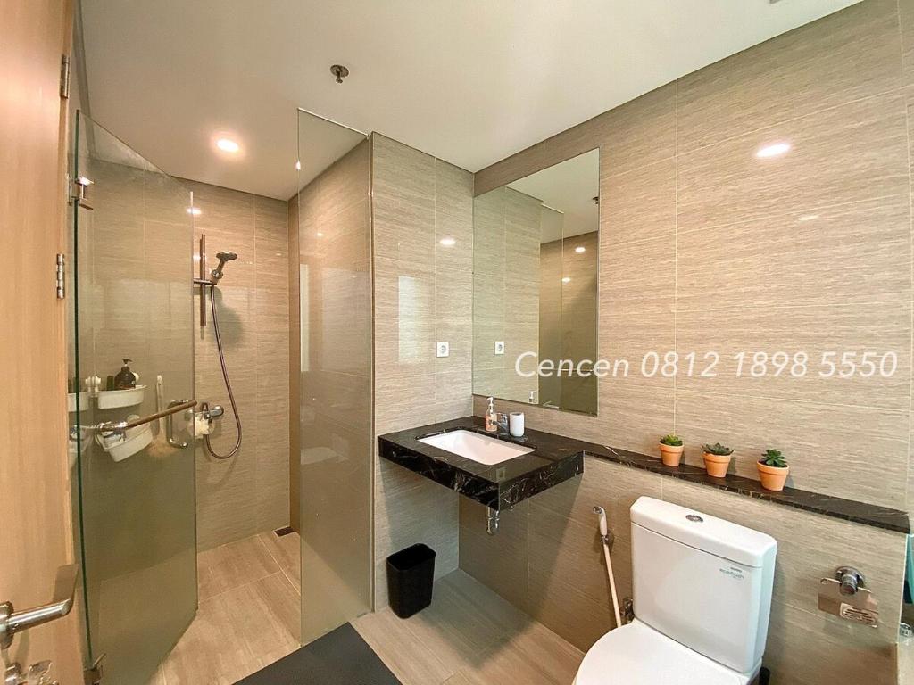 Cozy Japandi Room at Hillcrest, Millenium Village Lippo Karawaci near Aryaduta Hotel & Siloam ...