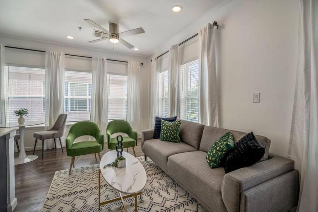 Comfy Studio With Private Parking Near Tx Med Ctr,休斯顿（2025年最新房价）