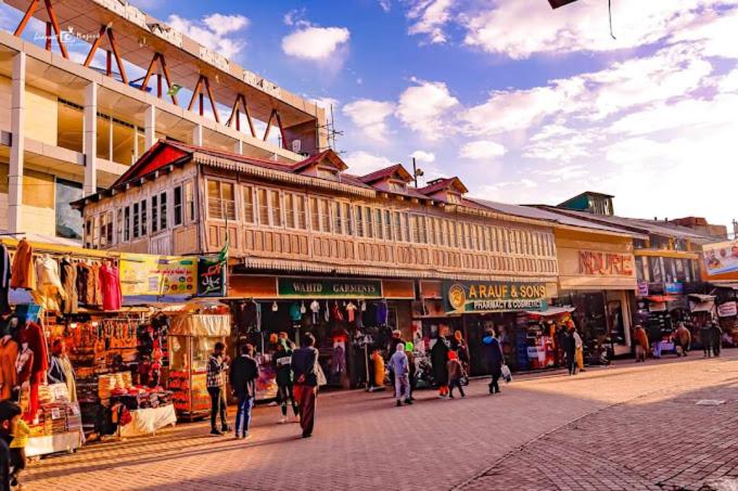 Al Maz Hotel Mall Road,Dargai（2025年最新房价）