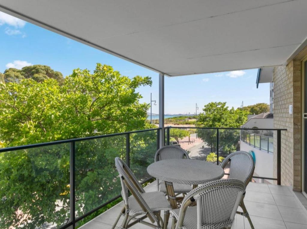 Beachside Apartment Rockingham WA,罗金汉姆（2025年最新房价）