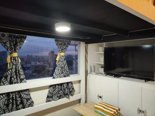 Loft bed studio Type Urban Deca tower预订_Loft bed studio Type Urban Deca ...