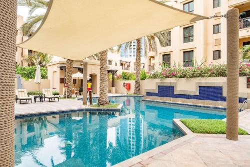 Authentic Arabesque style in Downtown Dubai预订_Authentic Arabesque style ...