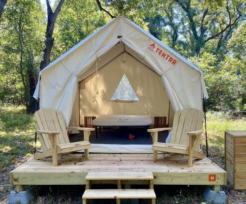 Tentrr State Park Site - Texas Brazos Bend State Park - Trailside H ...