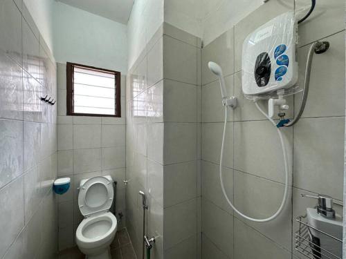 Ipoh Canning Garden Simple House 4R3B 12pax SY19怡保（2024最新房价）