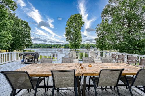 The Redneck Yacht ClubMineral（2024最新房价）