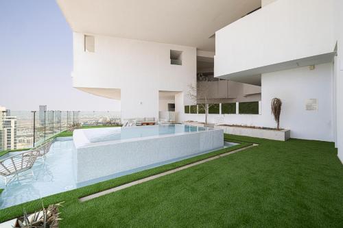 FIVE JVC Luxurious Sky Villa with Private Pool迪拜（2024最新房价）